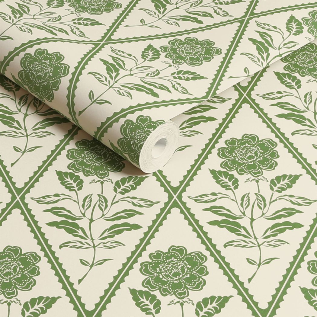 Joules Juliette Floral Print Wallpaper | Wallpaper Shop